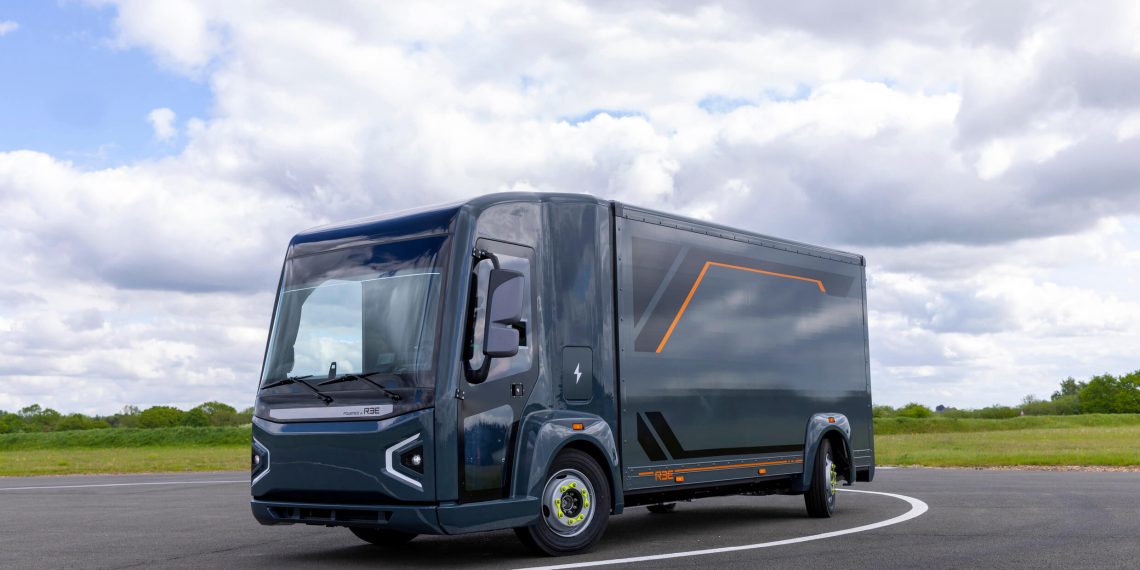 REE Automotive Introduces New Electric Class 3 Box Truck ...